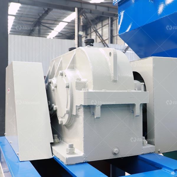 Quality Scrap Metal Iron Shredder Double Shaft Copper Wire Crushing Machine for sale
