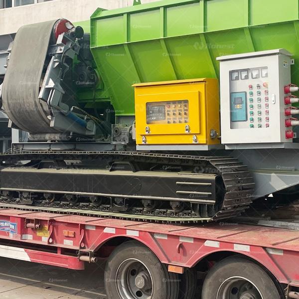 Quality Construction Waste Recycling and Crushing Waste Metal Crawler Mounted Shredding for sale
