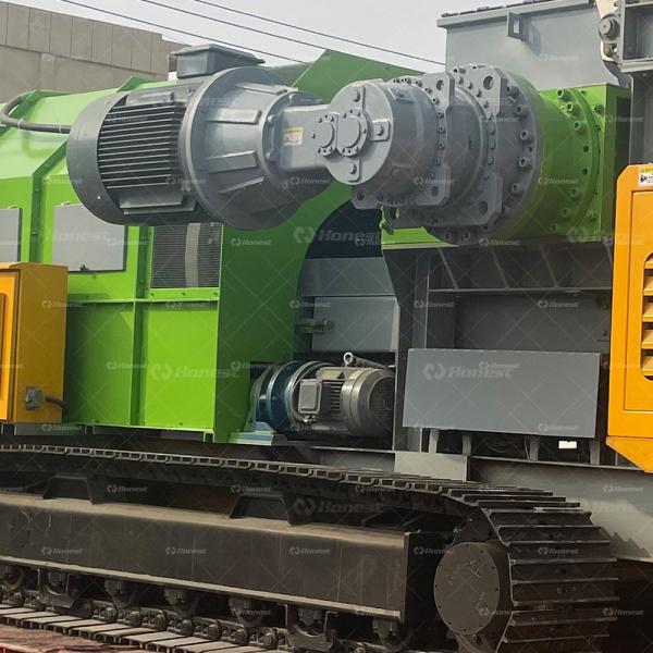 Quality Construction Waste Recycling and Crushing Waste Metal Crawler Mounted Shredding Equipment Movable Shredder for sale