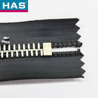 China Stijlvolle metaaljas rits Grijs / wit glad rits voor tassen Te koop