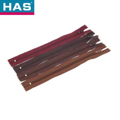 China Zipper Coil Clothing Customized Close End Fashion Zipper With Slider Puller for sale