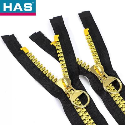 China #20 Dentes de ouro prateado Vários tamanhos Ferraduras de poliéster com material plástico à venda