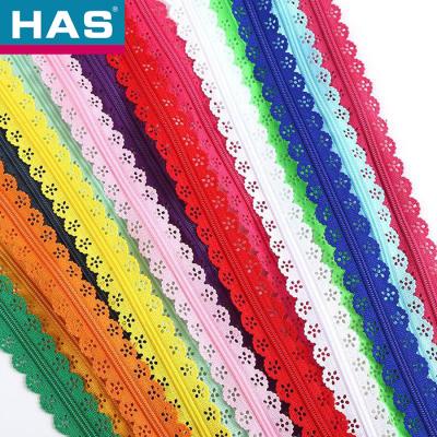 China HAS #3 assorted zippers renda trim com deslizadores de metal para roupas ou bolsas à venda