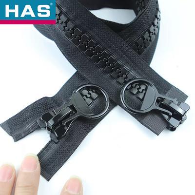 China Müheloses Öffnen und Schließen von haltbaren Kunststoff-Reißverschluss-Ziehgriffen aus Nylon für reibungslosen Betrieb zu verkaufen