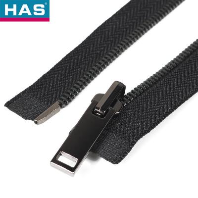 China Zíper para roupa com puxador personalizável tipo 5, dentes duplos de metal e extremidade em cobre envelhecido brilhante à venda