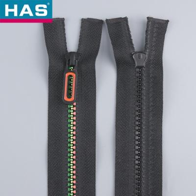 China Lichtgewicht gekleurde olie over-print hars rits met speciale lijm tanden en maïs lijm tanden van elke lengte Te koop