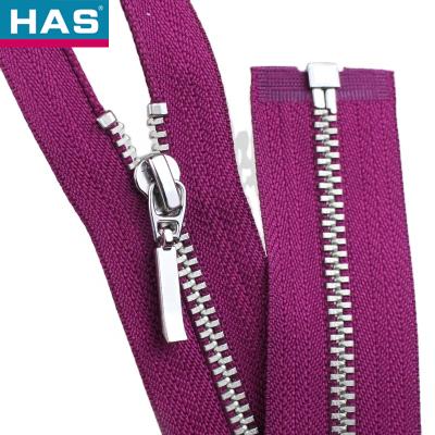 중국 #5 옷이나 가방용 은 치아 가 있는 닫힌 끝 보라색 나일론 칩 판매용