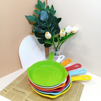 Cina Unique and Eye-catching Look Solid Color Salad Plate Scratch Resistant Dish Washer Safe in vendita