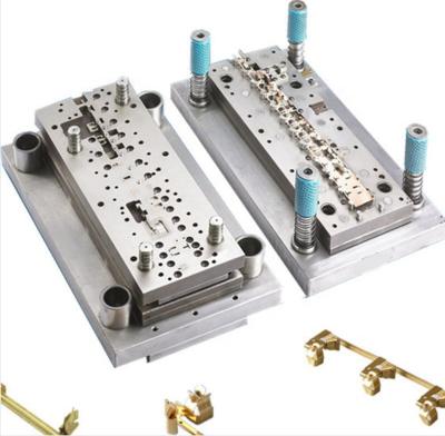 Cina I terminali isolati metallo che formano di precisione matrice di stampaggio in vendita