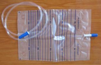 China Medical device Disposable Urine Bag/ Medical Urine Drainage Bag for hospital with push-pull Valve for sale