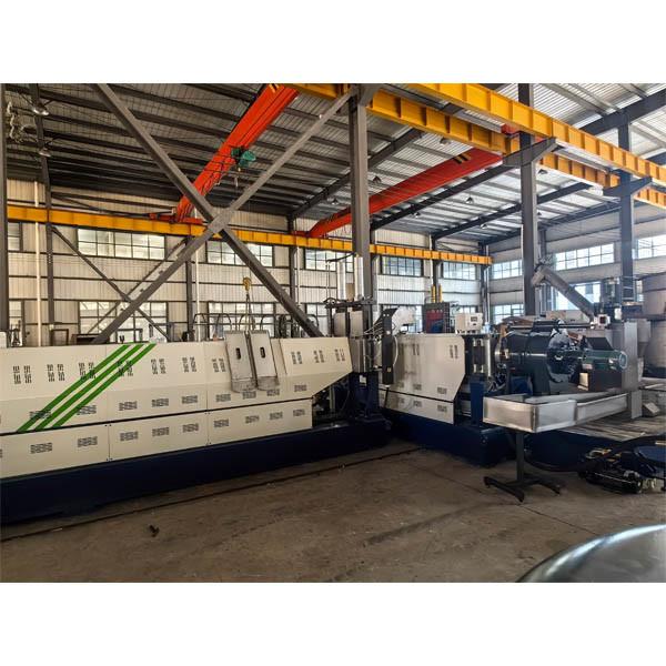 Quality Customized Granulator Machine Scrap Recycling Machine For HDPE / PP Double Stage for sale