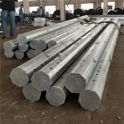 Cina Immersione calda galvanizzata 220V di Palo del pilone elettrico d'acciaio con allungamento di 20% in vendita