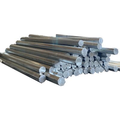 中国 変形長管型鉄柱 表面処理など 販売のため