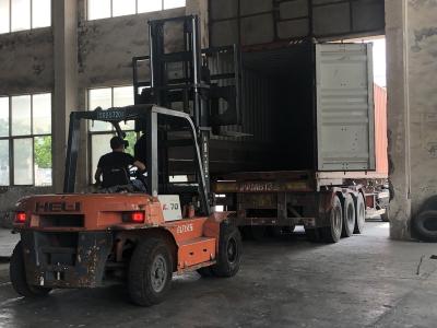 China Resistencia a la corrosión poste de transmisión eléctrica galvanizado por inmersión en caliente duradero en venta