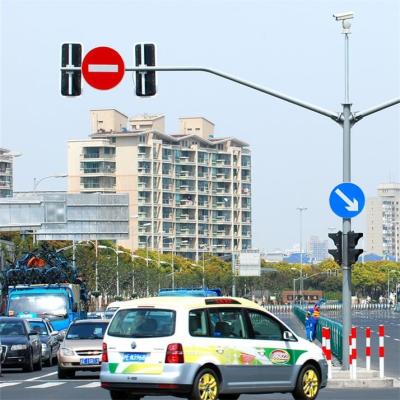 China Tapered Round Traffic Sign Poles With Single or Double Outreach Arms for sale