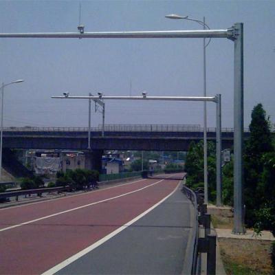 Cina Corrosione della posta del montaggio della macchina fotografica del CCTV di galvanizzazione della immersione calda anti in vendita