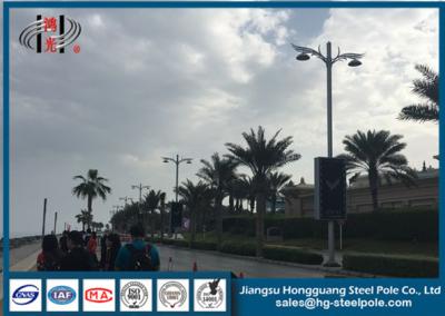 Cina Alti pali di illuminazione della via di Palo della lampada dell'albero del LED con galvanizzazione della immersione calda in vendita