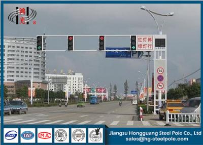 China RAL Powder Coating Telescopic Traffic Lighting Post Single Arms For Crossing Road for sale