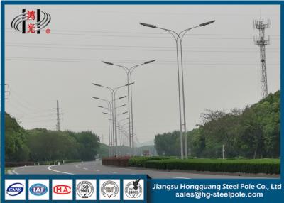 Cina Iluminazione pubblica pali conica d'acciaio del braccio di H8m doppia con la immersione calda galvanizzata in vendita