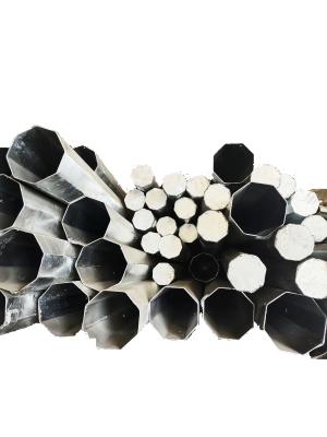 China La inmersión caliente estampada galvanizó el grueso tubular de acero 3.5m m de poste en venta