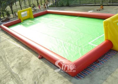 中国 大人Nの子供巨大で興味深い水屋外ゲームのための膨脹可能なフットボール競技場 販売のため