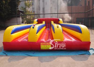 China Tirante com mola inflável comercial das pistas dos jogos 3 corrido para esportes interativos exteriores à venda