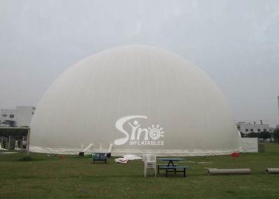 Cina tenda gonfiabile della proiezione del planetario della cupola gigante del diametro di 30m con le borse di acqua trasportate sul fondo in vendita