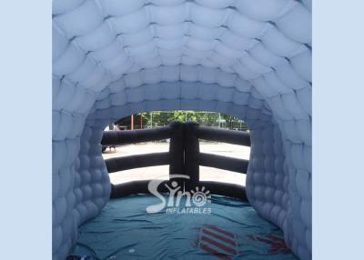 Cina Tenda gonfiabile del tunnel del casco di baseball gigante del grado commerciale da vendere da cino Inflatables in vendita