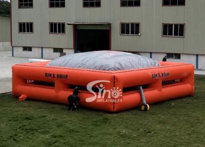 Cina Airbag gonfiabile all'aperto di salto di dimensione su ordinazione grande per la sfida di acrobazia di BMX in vendita