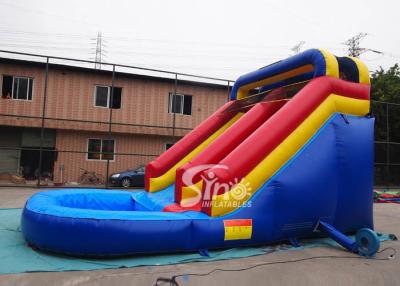 China O quintal sem chumbo caçoa a corrediça de água inflável com a associação de sino Inflatables à venda