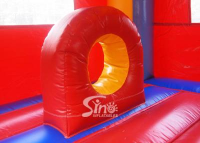 Cina Piccolo castello rimbalzante dei bambini dell'interno con l'interno di ostacolo delle colonne N fatto della tela cerata certificata senza piombo del PVC qui in cino dentro in vendita