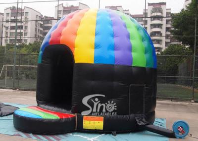 中国 最もよいポリ塩化ビニールの防水シートから成っている軽いホックが付いている子供Nの大人音楽党ディスコのドームの跳ね上がりの家 販売のため