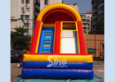 Cina Scorrevole gonfiabile classico commerciale dell'arcobaleno per i partiti dell'interno dei bambini in vendita