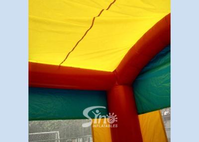 中国 13x13商業用等級の子供の屋外党のための膨脹可能な虹の跳ね上がりの家 販売のため