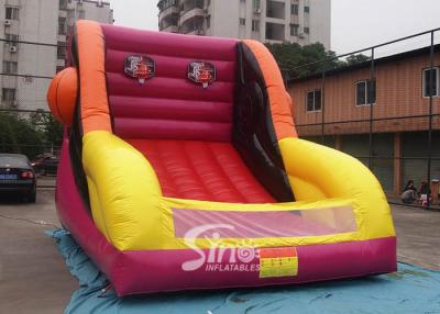 China Basquetebol inflável gigante feito-à-medida que joga com a aro para jogos internos à venda