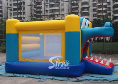Cina I buttafuori gonfiabili dei bambini del grande coccodrillo dell'interno della bocca con EN14960 certificato vengono con il ventilatore del CE da cino Inflatables in vendita