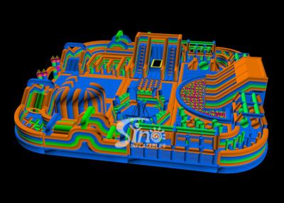 Cina parco a tema gonfiabile gigante degli adulti dei bambini N di 35x35m con le corse ad ostacoli di schiocco dentro dalla fabbrica dei inflatables della Cina in vendita