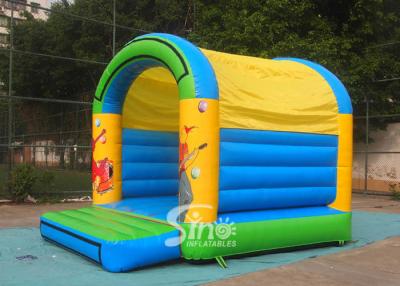 中国 屋外5x4 mtsは610g/m2ポリ塩化ビニールの防水シートとなされる子供の膨脹可能な弾力がある城をパーティを楽しもう 販売のため