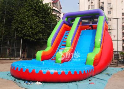 China Rote Handelsklasse-aufblasbare Schlag-Haus-Wasserrutsche für Wohn zu verkaufen