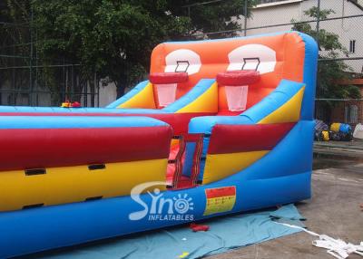 China Openlucht Dubbele Steeg Opblaasbare Bungee die met Basketbal in werking dat wordt gesteld dat van Chineesinflatables werpt Te koop