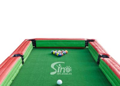 中国 スヌーカーのフットボールの催し物のためのスヌーカーの球が付いている巨大な人間の膨脹可能なスヌーカーのビリヤード台 販売のため