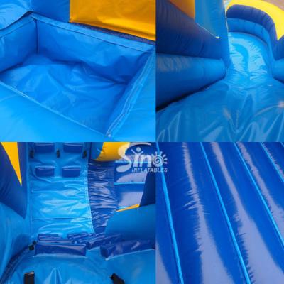 China Castillo animoso inflable comercial con la doble cara y la bandera desprendible en venta