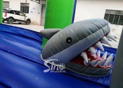 Cina Corsa ad ostacoli gonfiabile dello squalo commerciale all'aperto della giungla per divertimento degli adulti e dei bambini in vendita