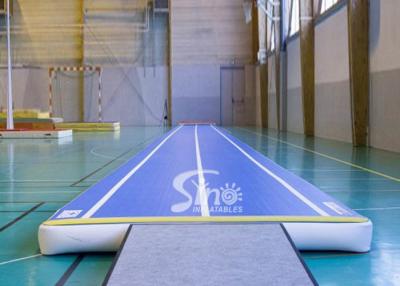 Cina Pista gonfiabile di caduta dell'aria di dimensione di ginnastica dell'interno ermetica su ordinazione di esplosione fatta del tessuto del punto di goccia DA VENDERE in vendita