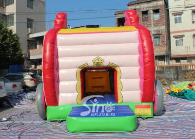 Cina Scorrevole rosa di principessa Carriage Inflatable Bouncy Castle dei bambini con materiale senza piombo in vendita