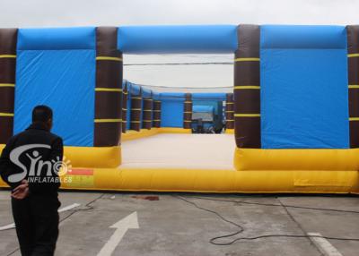Cina Corte di pallavolo gonfiabile gigante all'aperto che rimbalza castello per il gioco interattivo di sport del partito in vendita
