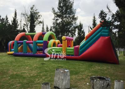 China Het kleurrijke Geteerde zeildoek van pvc van het Kinderen Interactieve Spel Opblaasbare Loodvrije Te koop