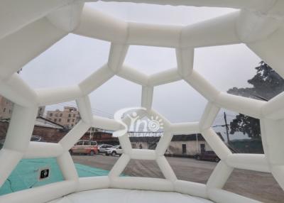 Cina tenda di campeggio gonfiabile del chiaro favo portatile di 4m con la struttura ermetica per la famiglia Tours o i campi in vendita