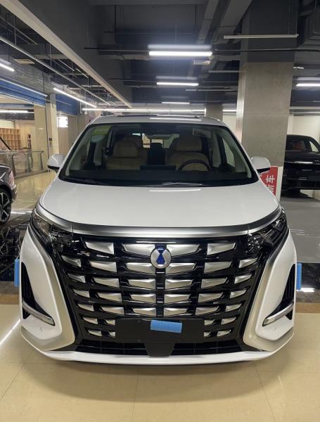 Byd Tengshi Denza D9 2024 EV 620KM Premium 5-Door 7-Seater MPV