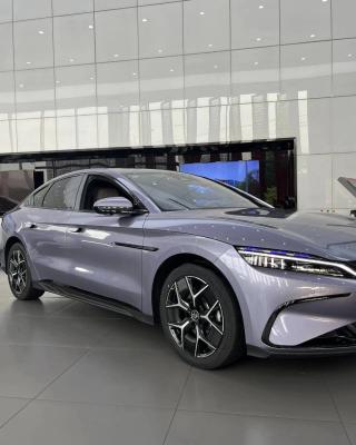 China BYD Han EV 4 portas 5 lugares elétrico puro 2025 EV 701KM Premium Edition à venda